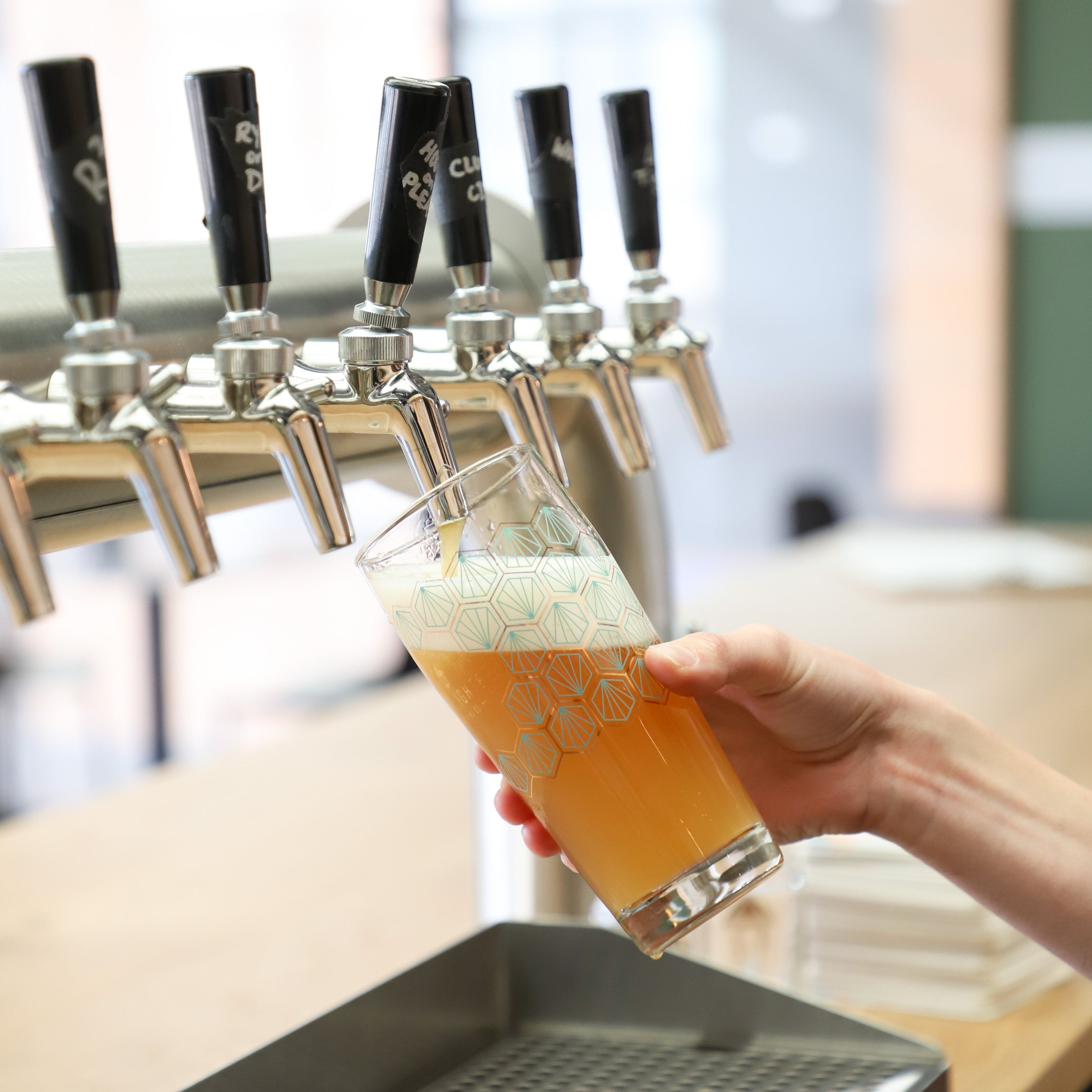 Glassware – Lamplighter Brewing Co.